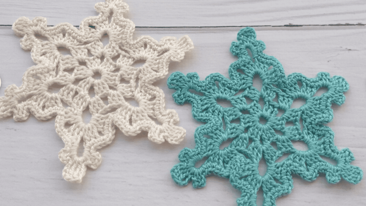 Easy Crochet Snowflake Patterns For Your Christmas Tree - Fun Crochet ...