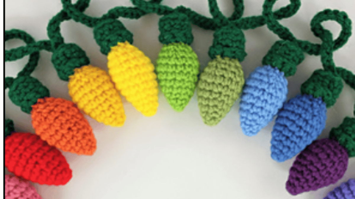 Crochet Christmas Garland Patterns - Fun Crochet Patterns