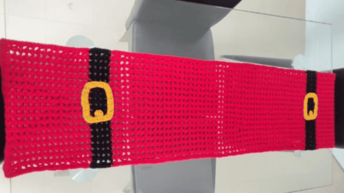 Christmas Crochet Table Runner Patterns - Fun Crochet Patterns