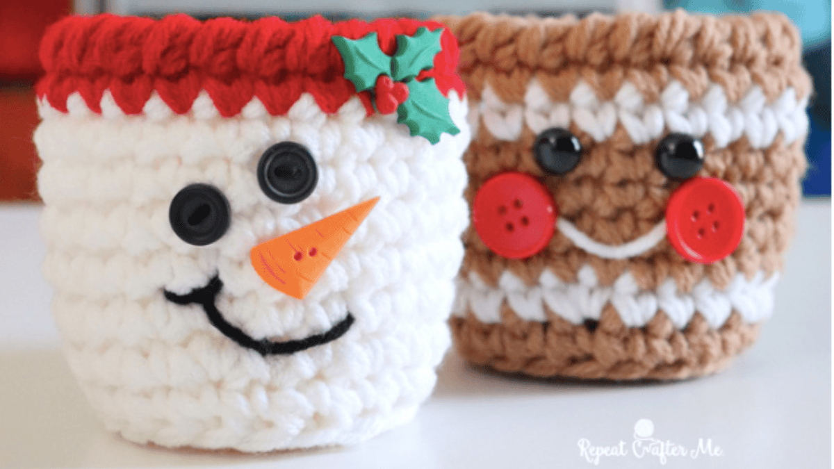 Christmas Crochet Bowls - Fun Crochet Patterns