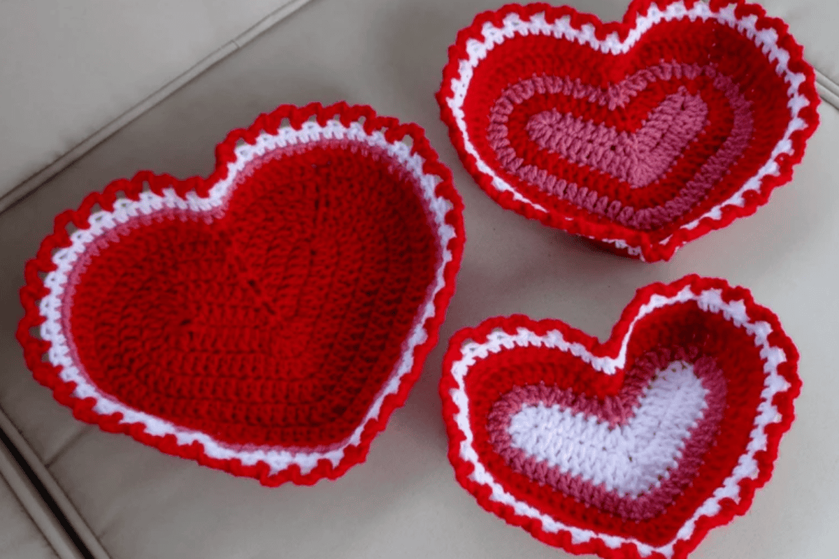 Crochet Heart Baskets - Fun Crochet Patterns